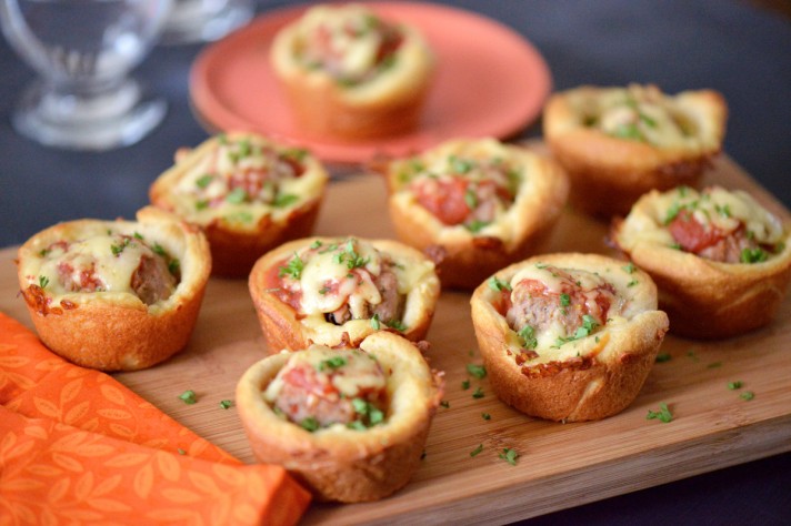 Cheesy Meatball Cups - Nibbles and Feasts