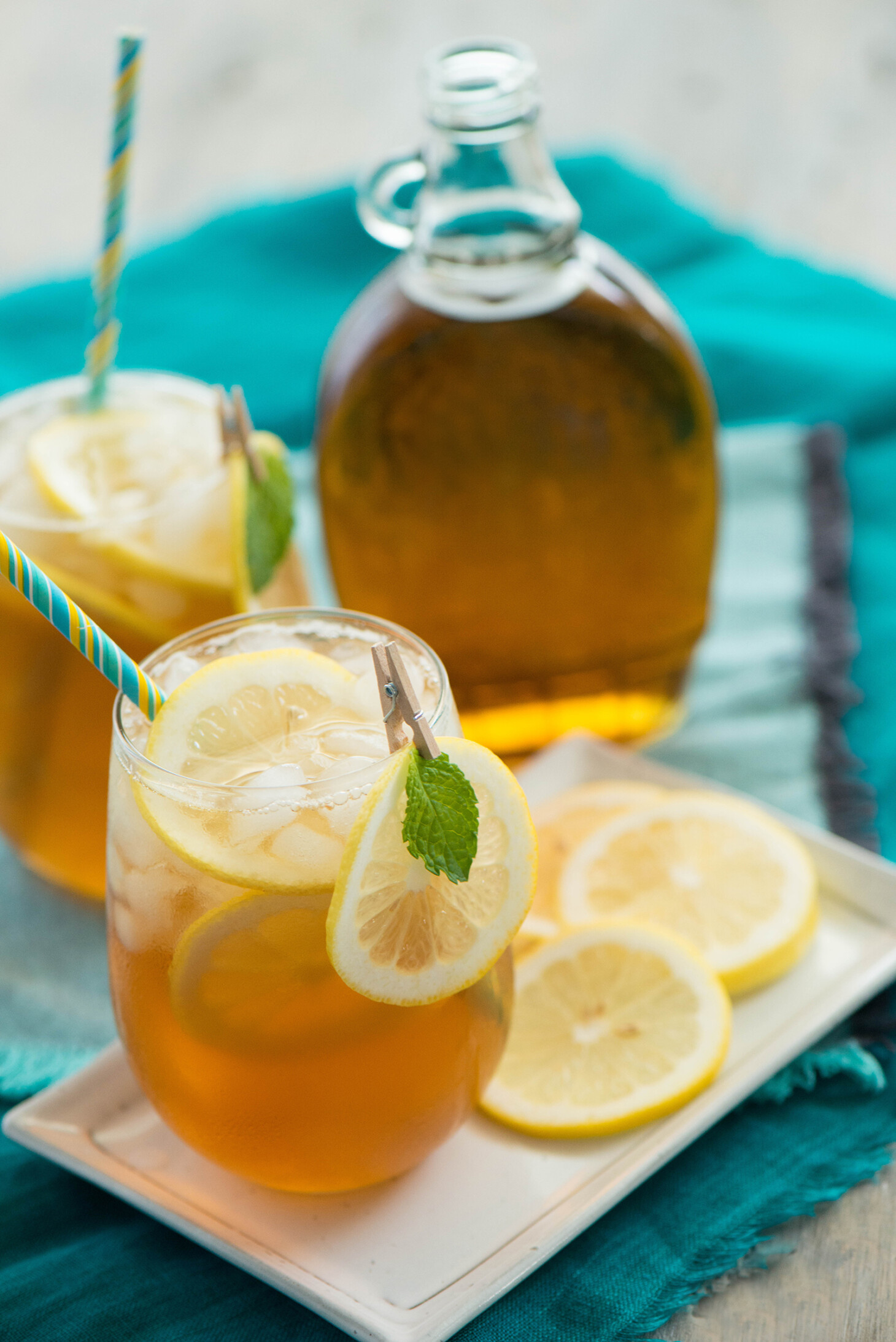 Golden Tea - Nibbles and Feasts