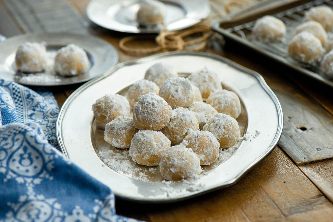 Ginger Snowball Cookies - Nibbles and Feasts