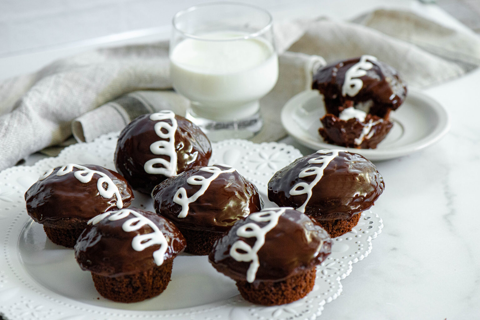 Homemade Pinguinos - Nibbles and Feasts