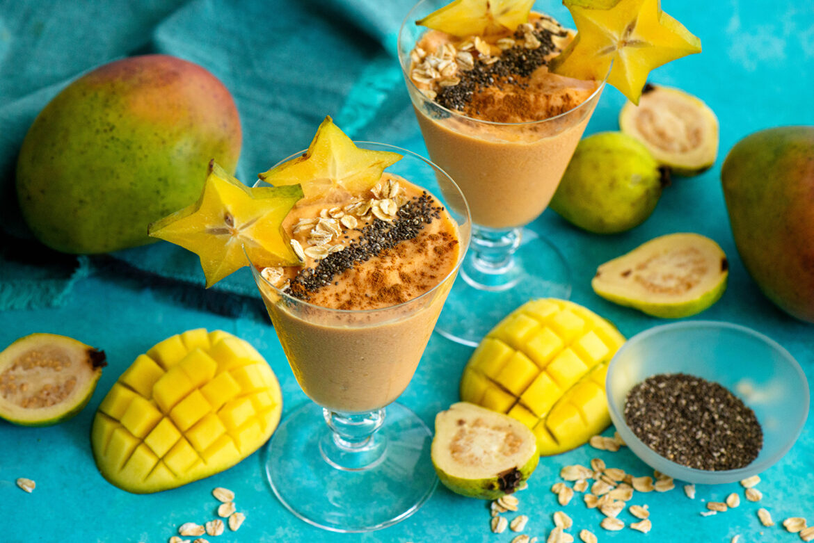 Mango Guava Smoothie - Nibbles and Feasts