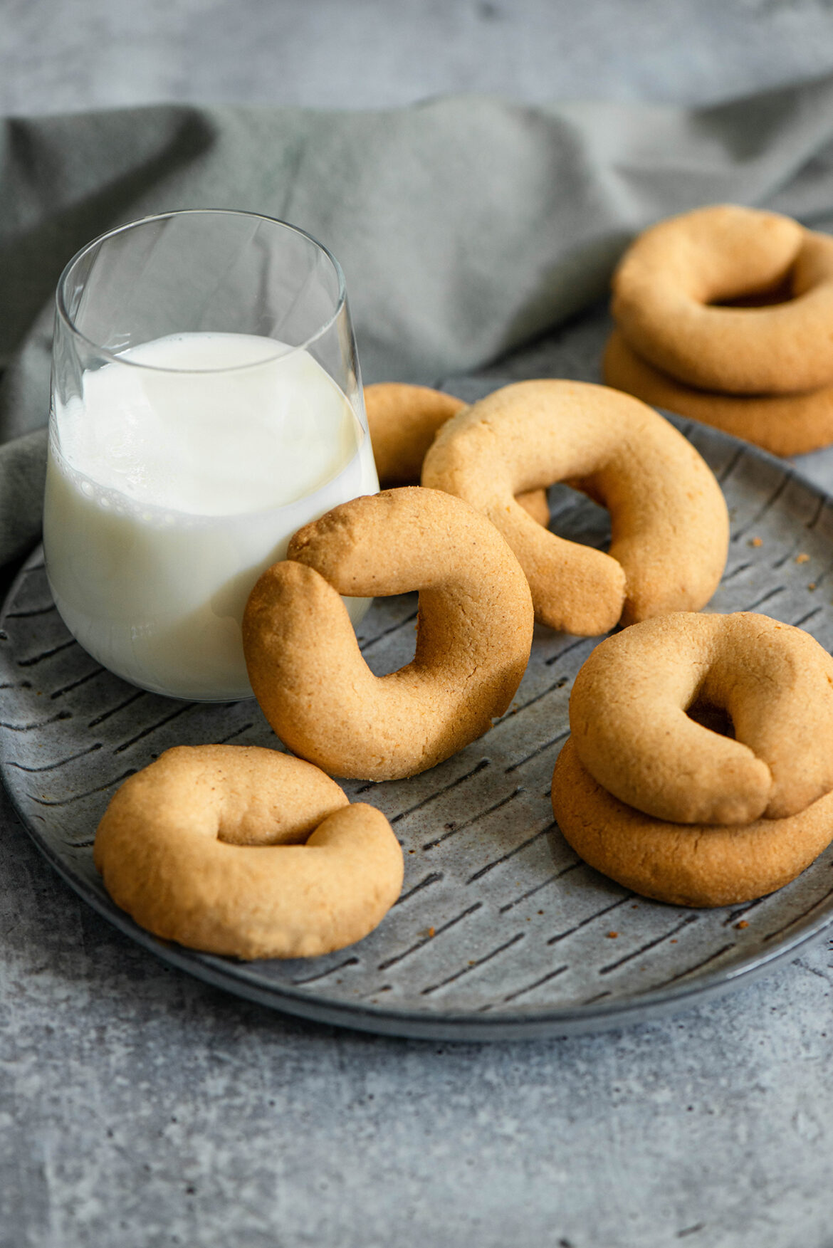 Coricos - Nibbles and Feasts