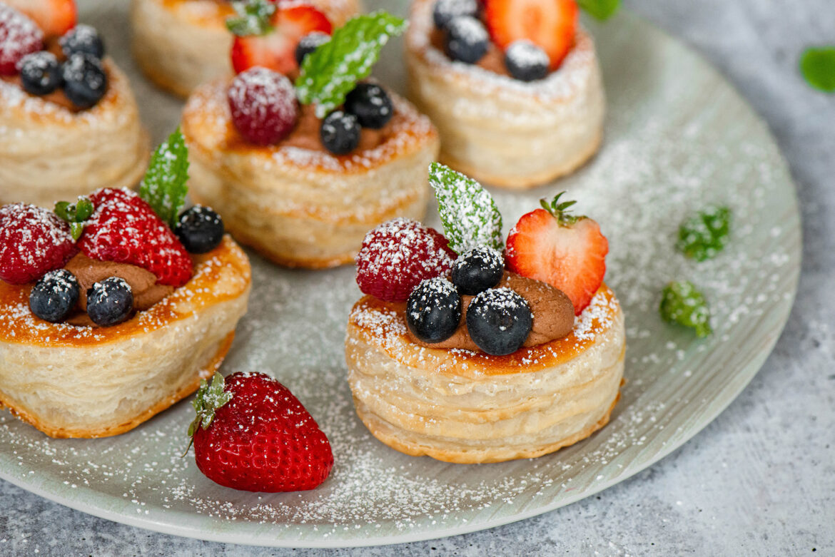 Chocolate Cream Volovanes with Berries - Nibbles and Feasts