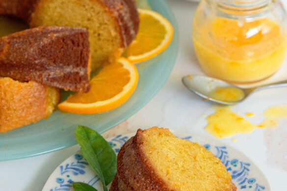 Molletes de Azúcar and Chocolate de Agua - Nibbles and Feasts